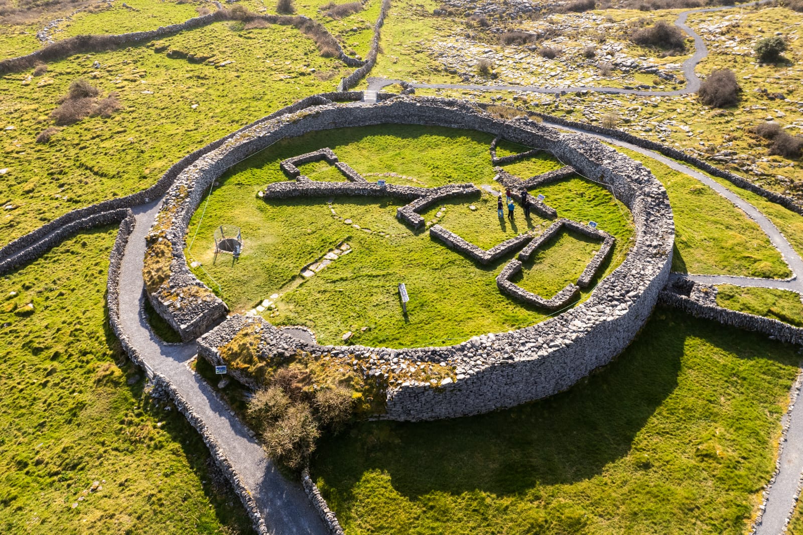 Home | Caherconnell Stone Fort & Sheepdog Demonstrations